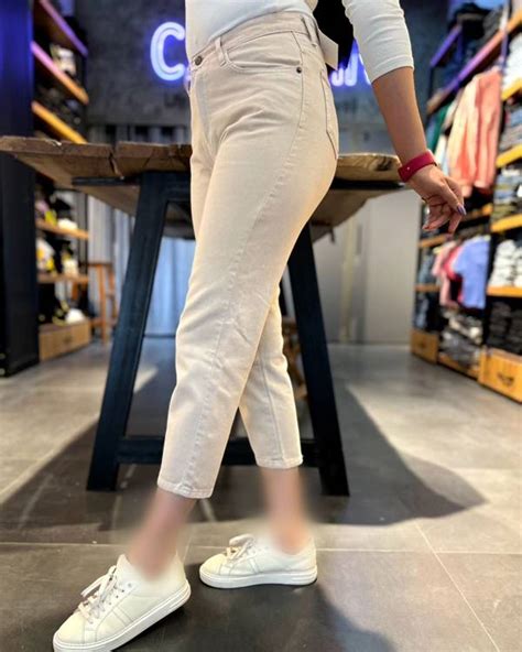 مدل شلوار مام فیت دخترانه و زنانه مدل پارچه ای و جین