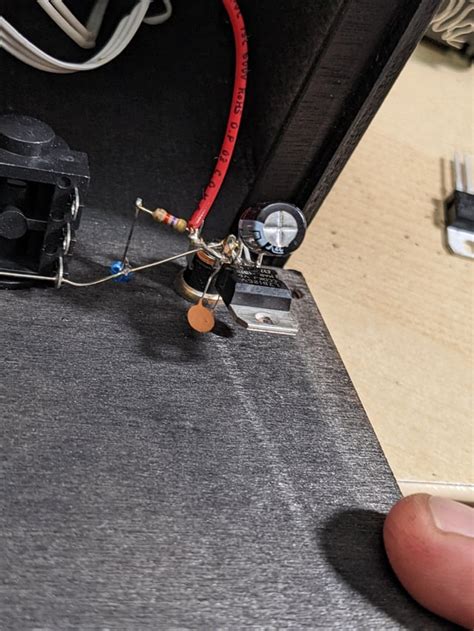 befaco pcb resistor layout question looks like a purposeful bridge