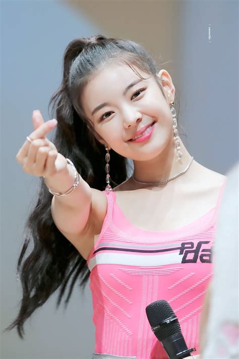 Itzys Lia Shares Heartfelt Wish For Bts To Win A Grammy Koreaboo