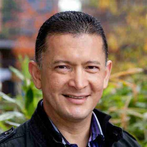 Selecting Genetic Operators To Maximise Preference Satisfaction In A