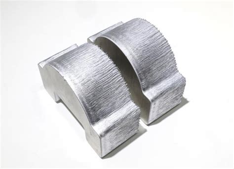 금속을 위한 레이툴스 맥스포토닉스 Cnc 레이저 절단기 6kw 40kw명