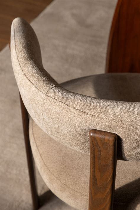 Chaise De Salle à Manger Avec Accoudoirs Rembourrée Et En Fer Jolie