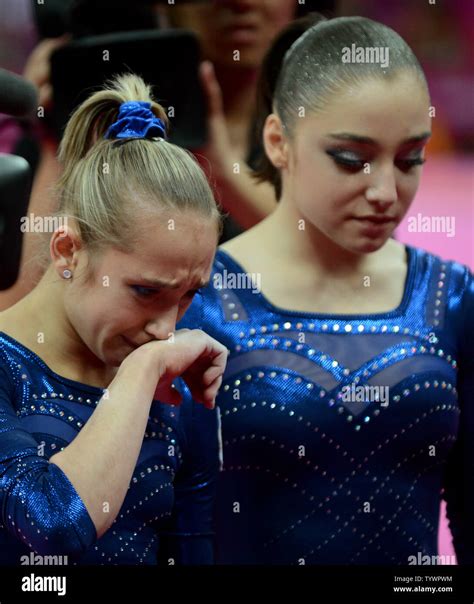Viktoria Komova Crying Olympic Gymnastics Simone Biles Wins Gold