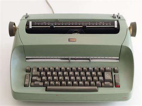 IBM Selectric Golf Ball Vintage Electric Typewriter In Original Emerald Green Color Switzerland