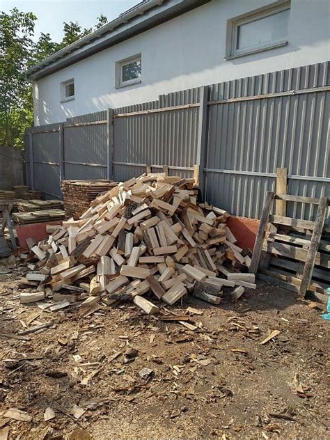 Продаємо дрова
