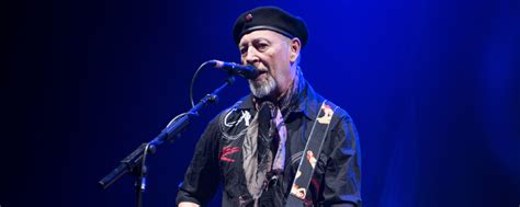 3 essential songs by richard thompson american songwriter
