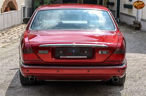 Jaguar XJ6 3.2 • Retrowerk