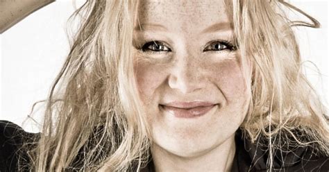 Sanne Taler Om Sex Angst Og Kærlighed Din Avis