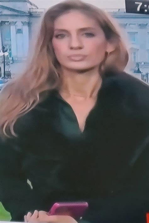 Sexy Reporter Bianca Nobilo In 2022 Sexy Blonde Stunning