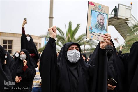 استقبال از پیکر شهید احسان کربلایی‌پور در اهواز