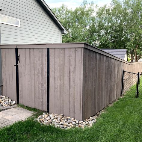 Give Your Fence A Fresh Look Thrive Fencing Painters And Stainers