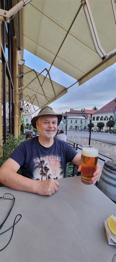 Keith Probert Relaxing Evening Beer 🍺 At Főtér Bistro And Facebook