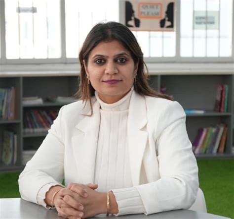 Ms Deepti Arora Mris