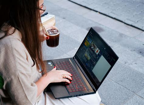 10000张最精彩的“using Tik Tok”图片 · 100免费下载 · Pexels素材图片