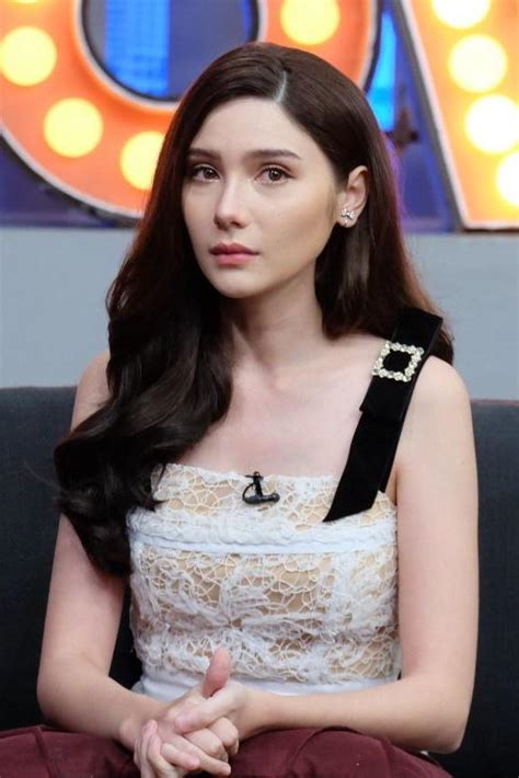 Sara Casinghini Feet