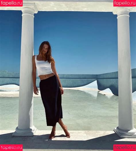 Leaks Nude Noel Capri Berry Onlyfans Photo Gallery Manyvids Pics