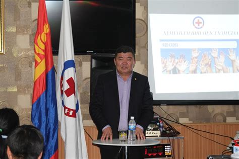 Улаан загалмайн дунд шатны хорооны чуулган 2016 боллоо