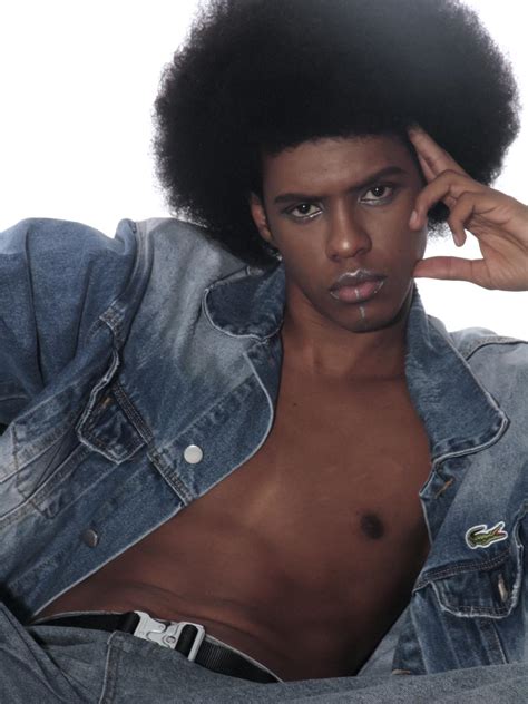 Alejandro M Quest Artists And Models