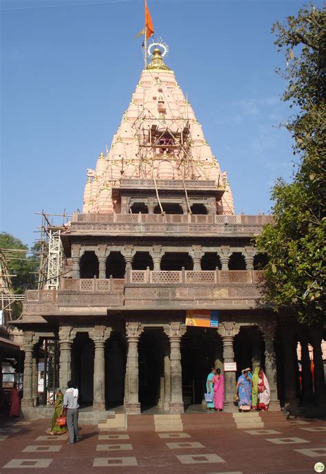 Shree Mahakaleshwar Jyotirlinga Temple History And Aarti Timings