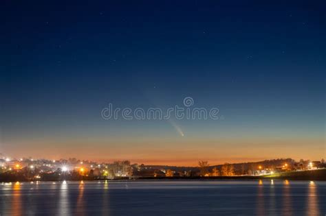 Comet Tsuchinshan Atlas Over The City Stock Image Image Of Lights View 342412915