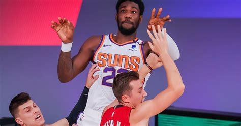 106 86 Deandre Ayton Fue Demasiado Para Los Heat Y Los Suns Siguen Dominantes Infobae