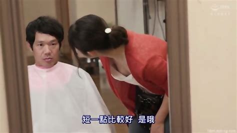 Beautiful Clerk Who Works Unnoticed By Chest Chiller Eporner
