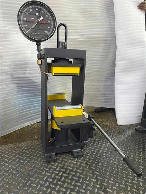 Analog Compression Testing Machine 100 Kn Automatic At Best Price In New Delhi