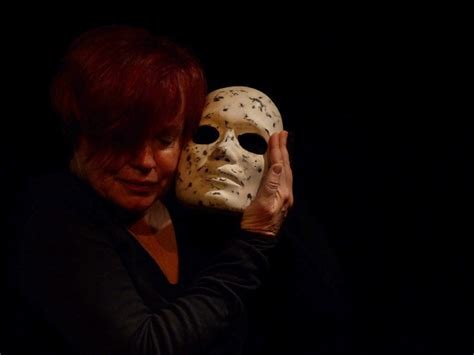 ‘desde El Azul De Inés Pasic En La Puntual De Barcelona Titeresante