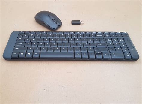 Logitech K220 Wireless Keyboard And Mouse Combo Set Sleek Designer Keyboard Easy Set Up