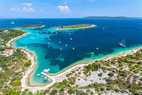 Blue Lagoon Tour from Split - Split Daily Tours