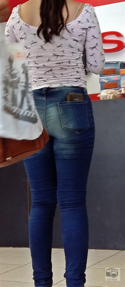 Que Hermoso Par De Nalguitas Buen Culito