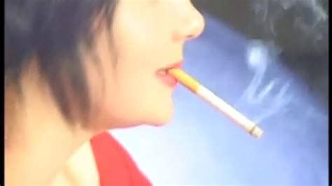 Smoking Makeup Girl Porn Videos