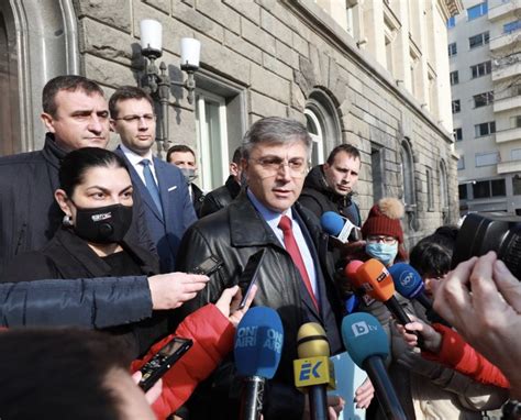 ДПС внесе документи в ЦИК — Offnews