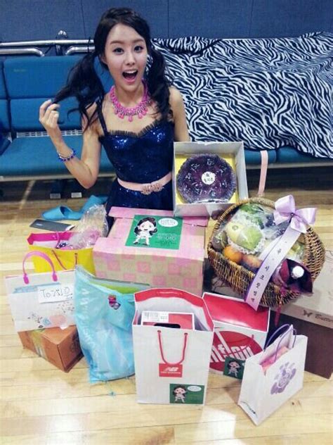 Happy Birthday Song Ji Eun Монголын Secret болон B A P гын хамтарсан фэн блог