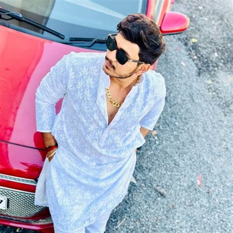 Pratik Kalal (@pratik_baser) • Threads, Say more