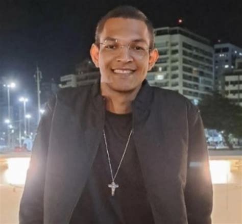 Por Vanilson Cardoso O Consumismo é A Magia Do Natal Jornal De Correntina