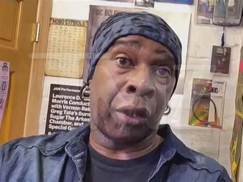 Justin Bieber Sketchy Stache Attempt Unveiled