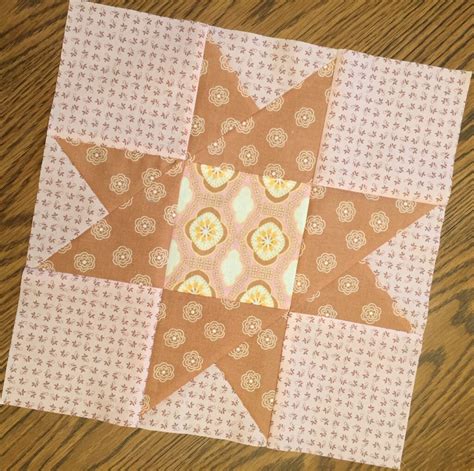 Variable Star Quilt Block ~ Week 7 Spring Block Of The Week