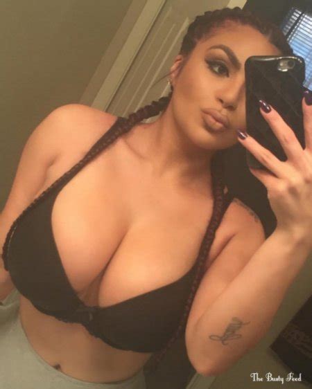 [needs id] bosomy selfie freeones forum the free munity