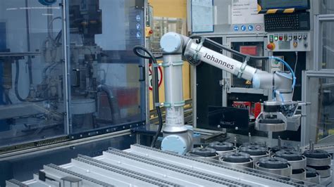 Universal Robots On Linkedin Flexible Machine Tending With Cobots