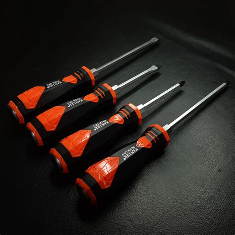 قیمت و خرید پیچ گوشتی ضربه خور دوسو و چهر سو هاروار مدل 6203 مجموعه 4 عددی