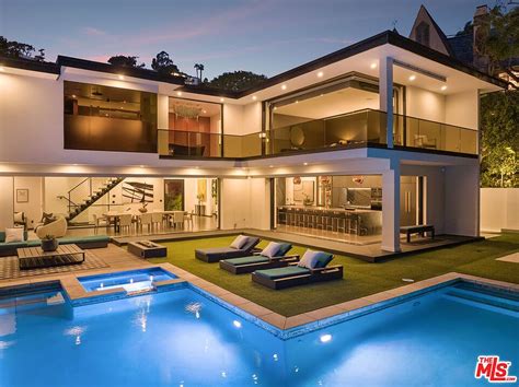 1516 N Kings Rd Los Angeles Ca 90069 Zillow