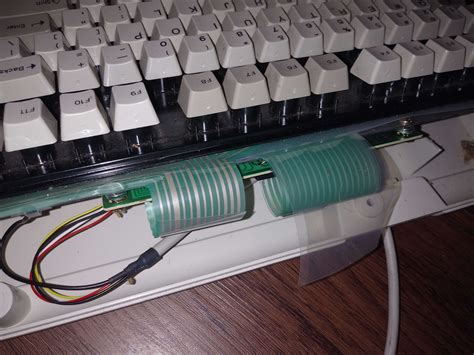 Weird 2004 Unicomp Model M Rmodelm