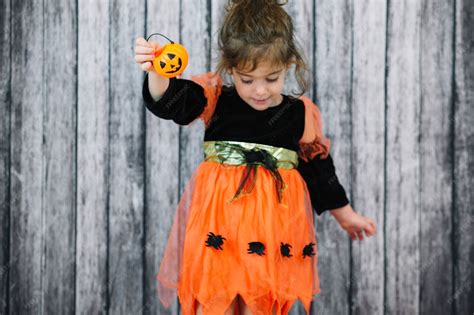 有個小的可愛女孩 免費照片