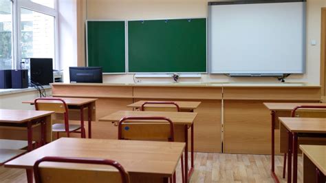 სკოლებში სწავლა 15 სექტემბერს საკლასო ოთახებში დაიწყება