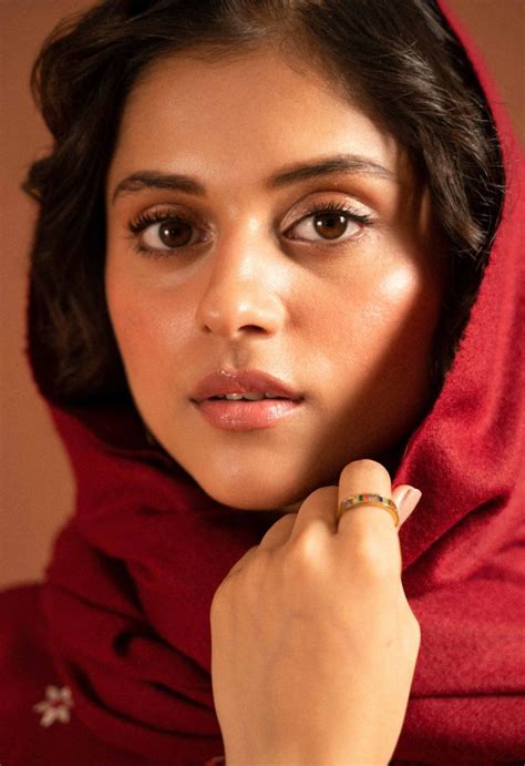 Hamna Awais On Linkedin Fashiondesigner Nishatlinen