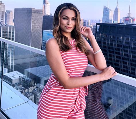 Aishah Hasnie Biography Age Height Husband And Net Worth 2024 Vcsd