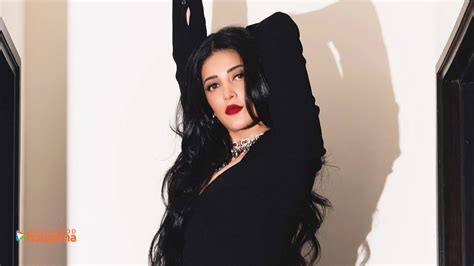 Shruti Haasan Wallpapers Shruti Haasan Bollywood Hungama