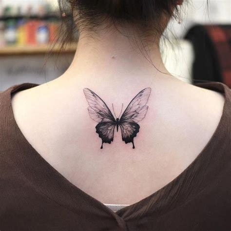 🦋#butterfly#butterflytattoo#linework#linetattoo#나비 1645539337734429881 ...