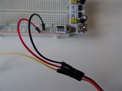 Arduino Control De Servos Con Botones Paso 4 Conecte El Servo